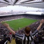 Elektrisk stemning til Newcastle-Arsenal | VisitFootball.dk